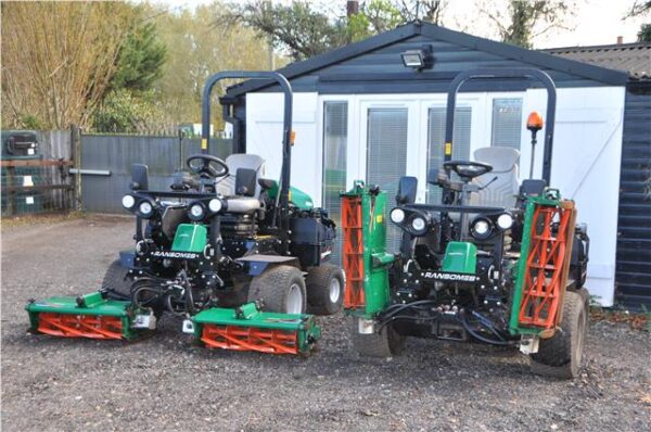 2015 Ransomes Parkway3 Triple Cylinder Ride on Mower 4WD Choice of 2 ...