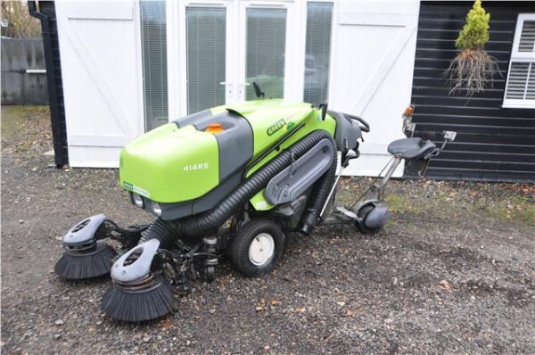 2016 Gren Machine 414RS Pedestrian Road Sweeper – KS Plant and Marine