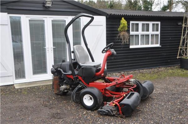 2014 Toro Greensmaster 3250D 3WD mower – KS Plant and Marine